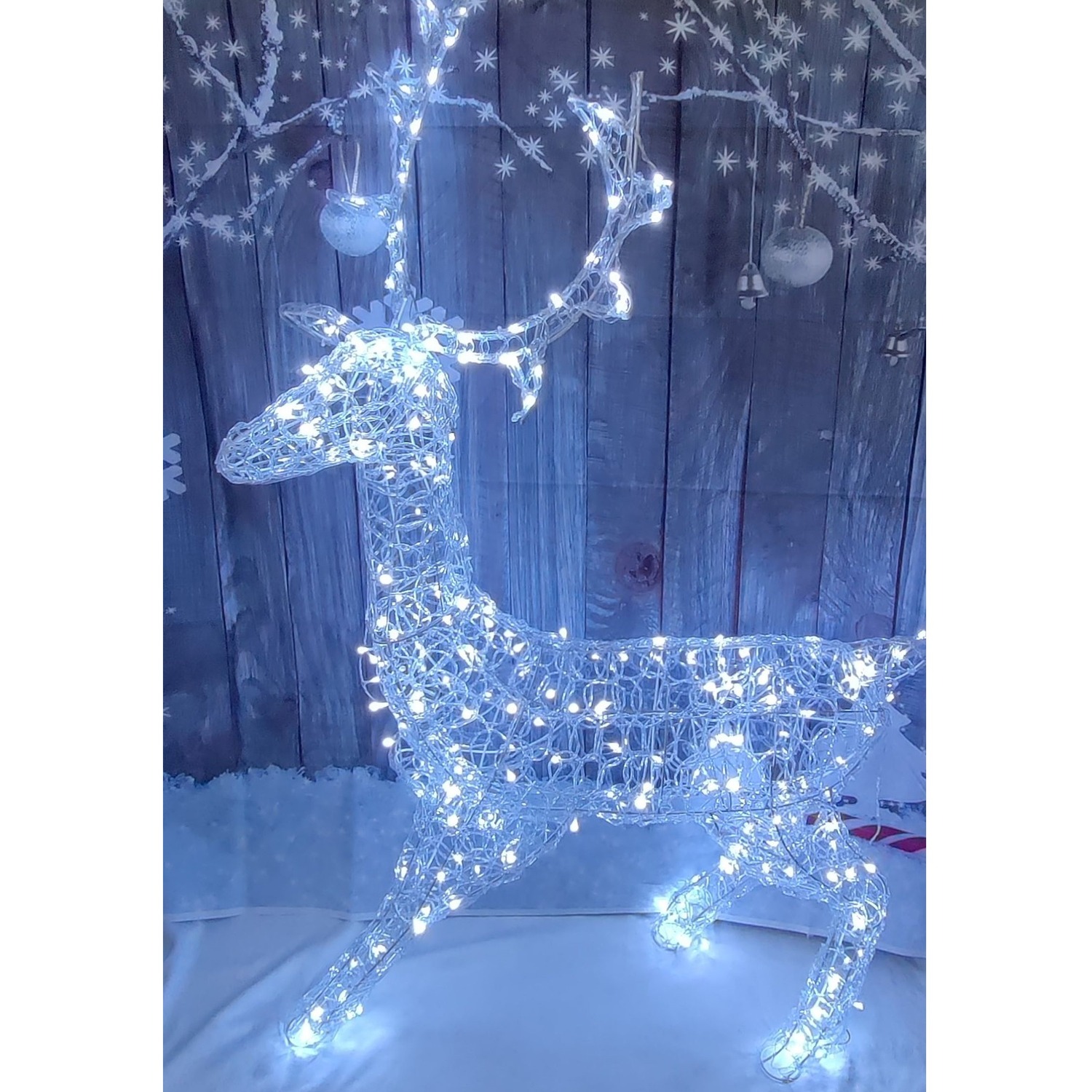 White Acrylic Stag Light 1.4M
