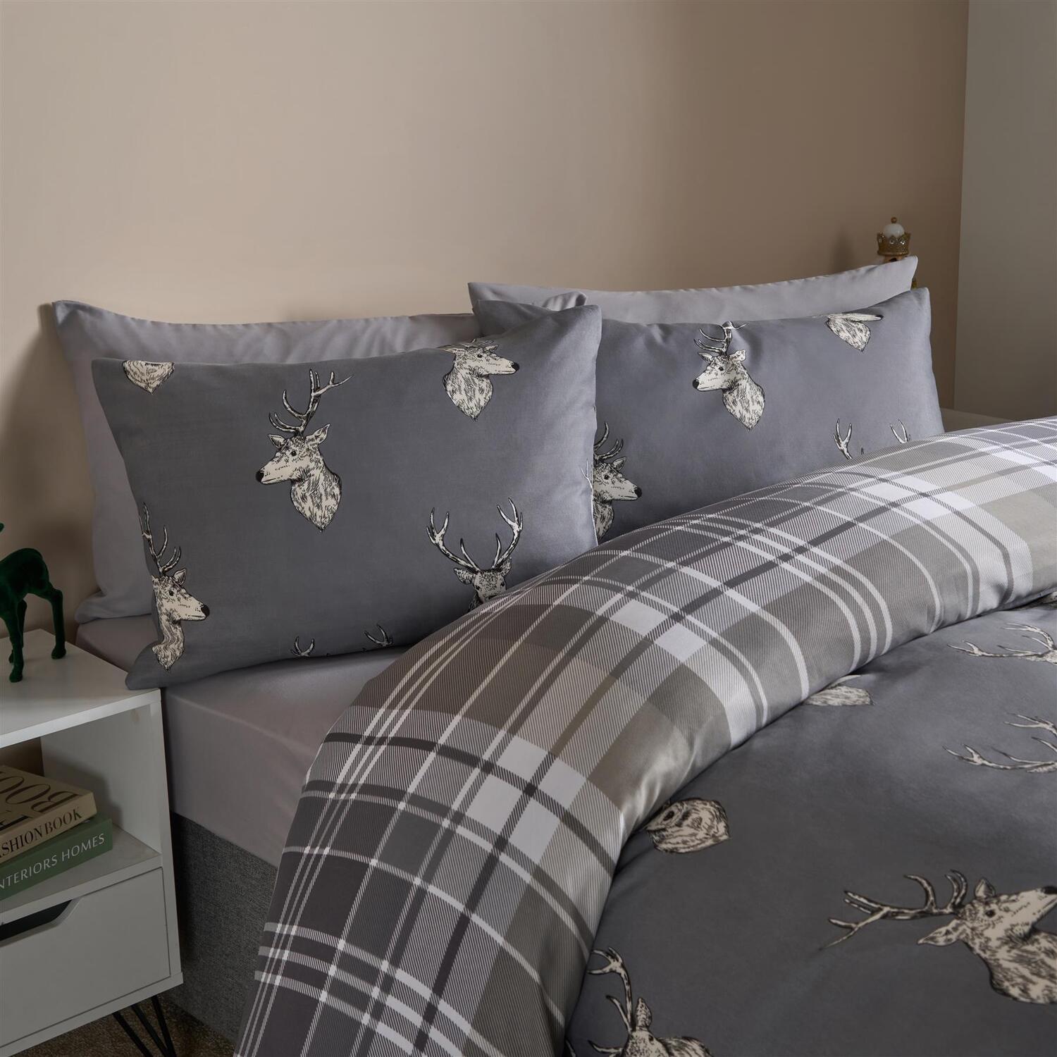 Christmas Stag Plaid Check Bedding Set