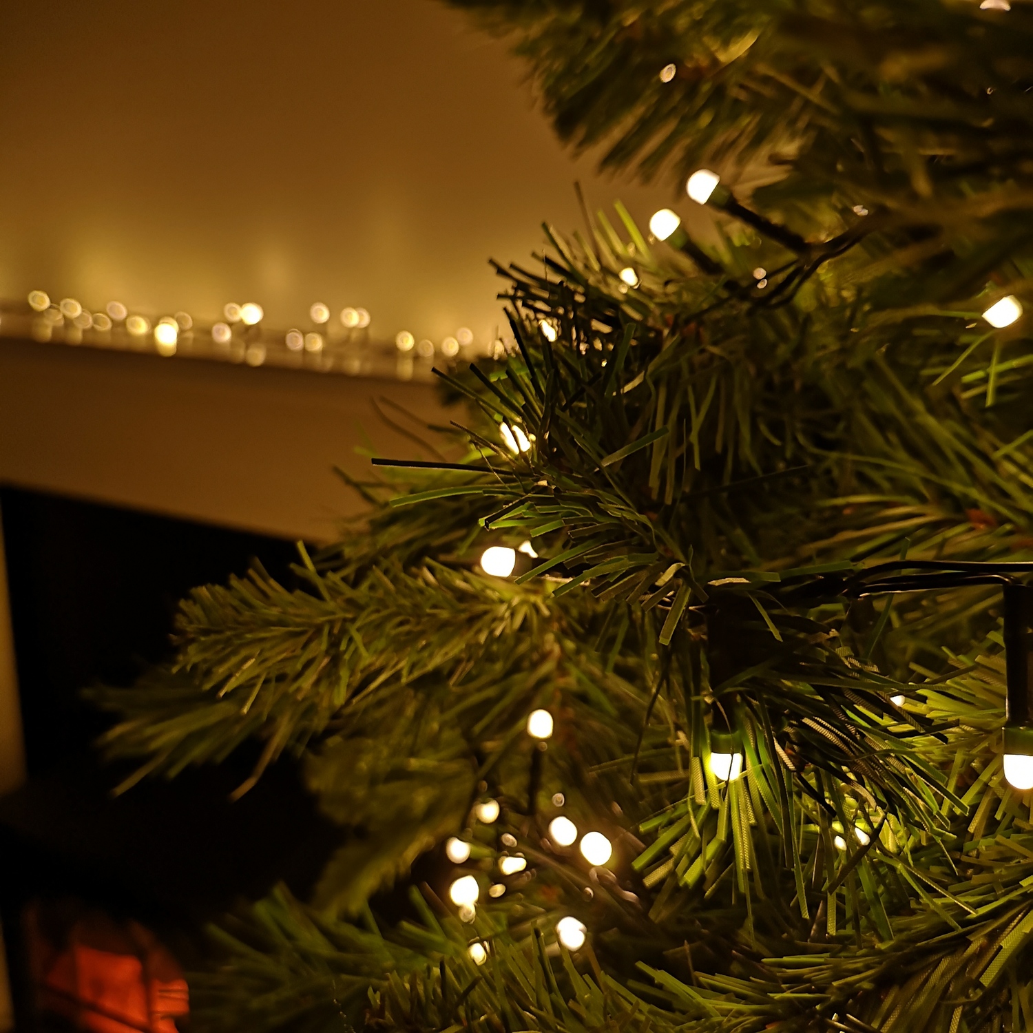 300 LED Soft Flicker Warm Christmas Lights