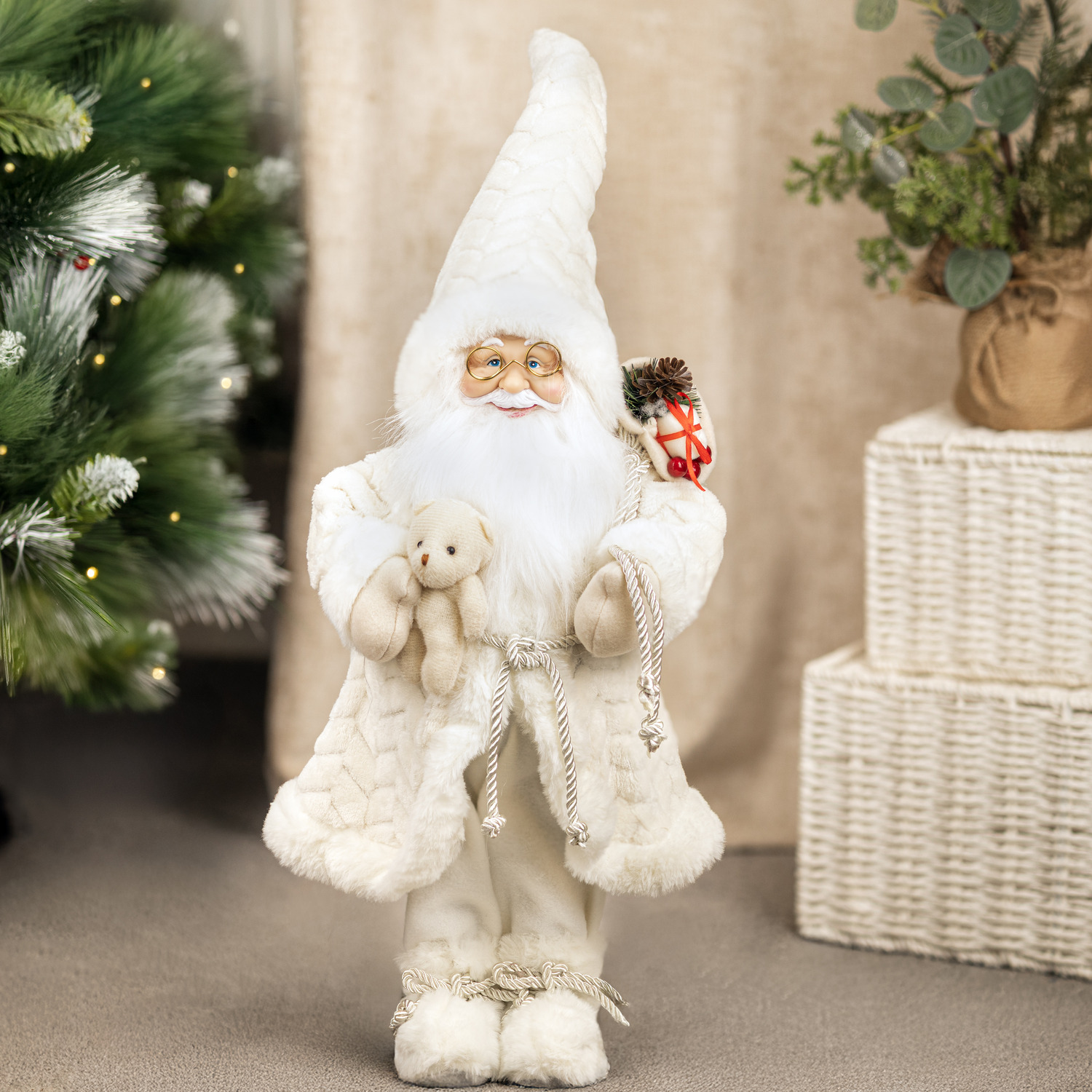 Cream Santa Claus Decoration