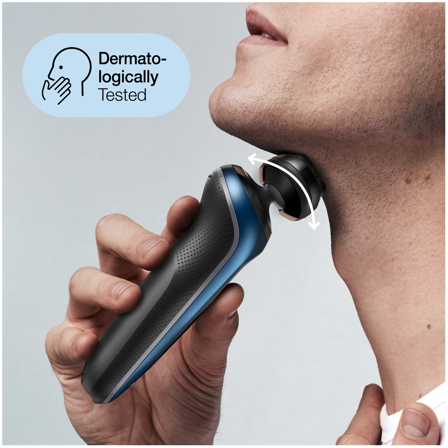 Braun Series 6 60-B7200cc Electric Shaver for Men with SmartCare Center