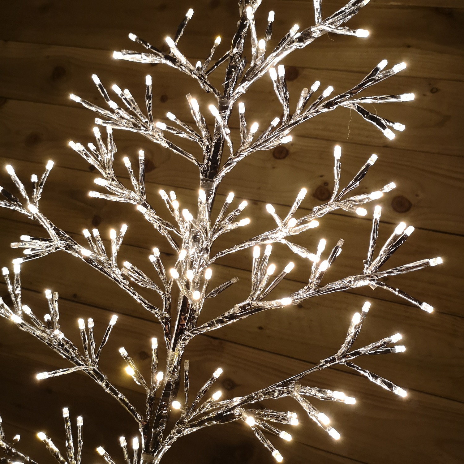 Warm LED Christmas Tree Metal Frame Silhouette Decoration