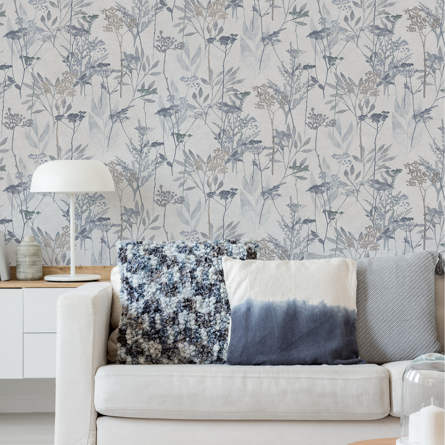 Superfresco Easy Solstice Black Gold Floral Wallpaper